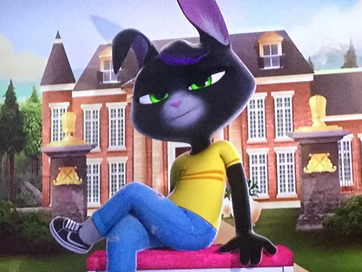 Becca | Talking Ginger and Friends Wiki | Fandom