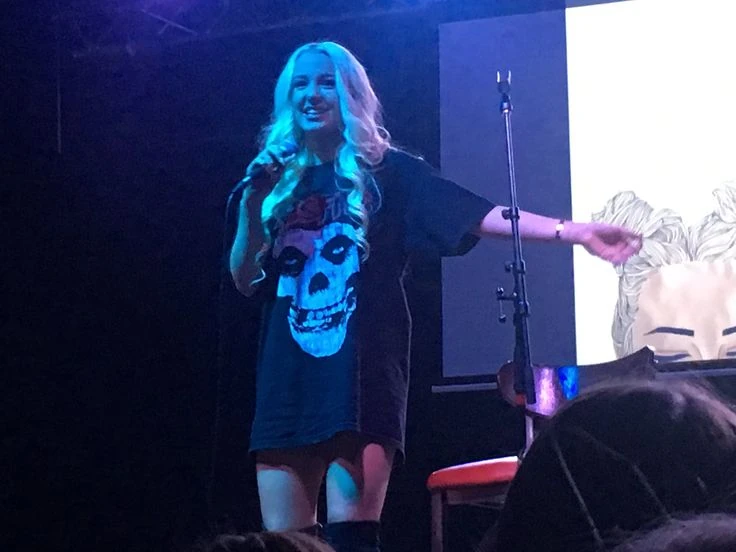 Tours | Tana Mongeau Wiki | Fandom