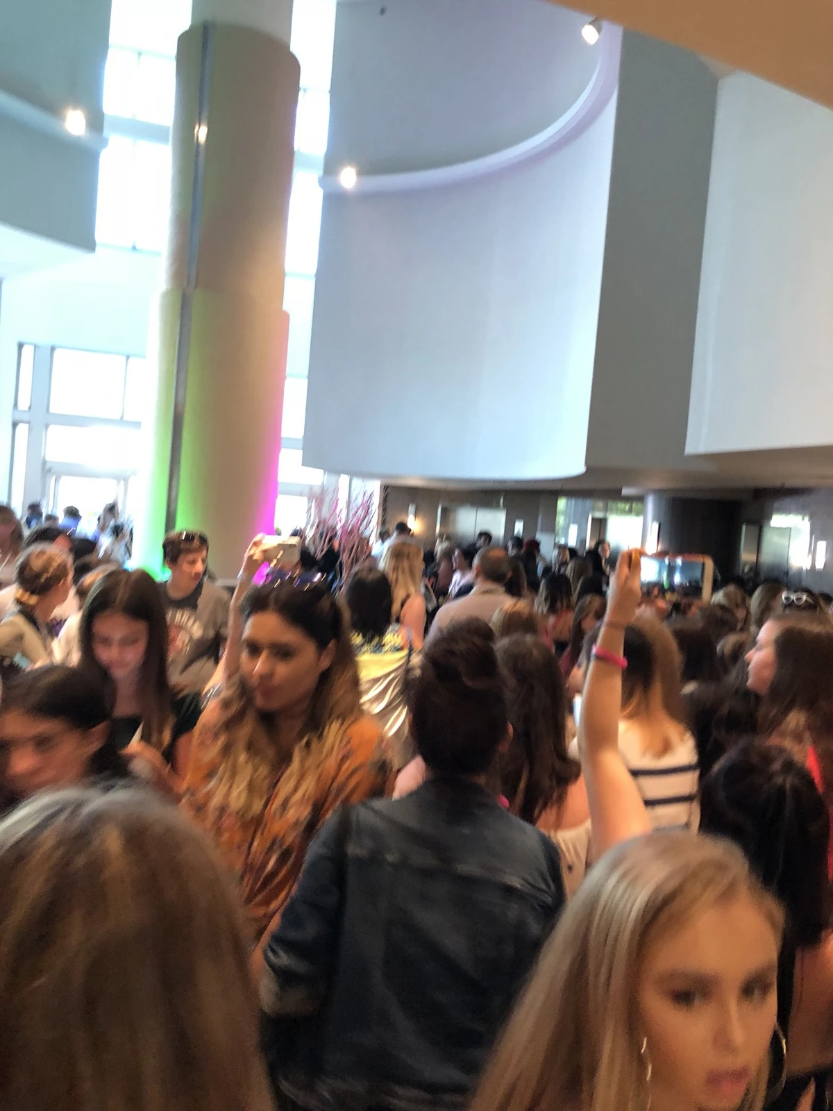 TanaCon | Tana Mongeau Wiki | Fandom