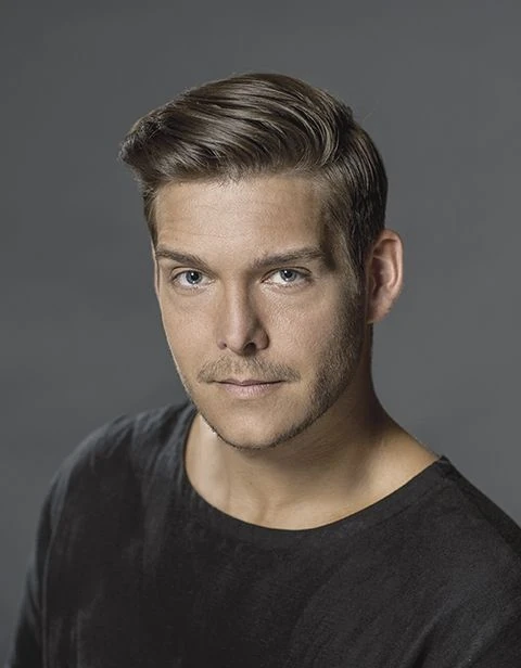 Christopher Apfelbeck | Tanz der Vampire Wiki | Fandom