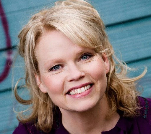 Sara Crowe | Tardis | Fandom