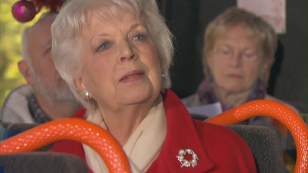 Minnie Hooper | Tardis | Fandom