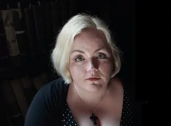 Leah Moore | Tardis | Fandom