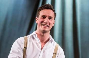 Max Hutchinson | Tardis | Fandom