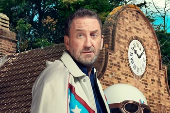 Lee Mack | Taskmaster Wiki | Fandom