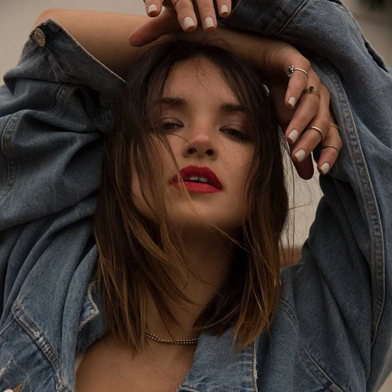 Liz Huett | Taylor Swift Wiki | Fandom