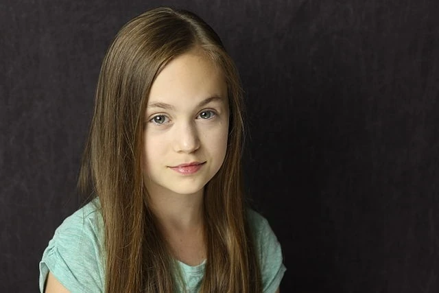 Ella Ballentine | Team 5D's & Worldwide Celebs Wiki | Fandom
