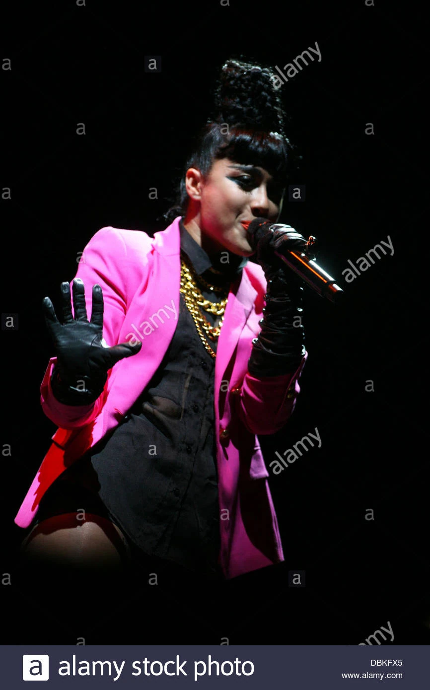 7/5/2011 at Heineken Music Hall | Teddy Sinclair Wiki | Fandom