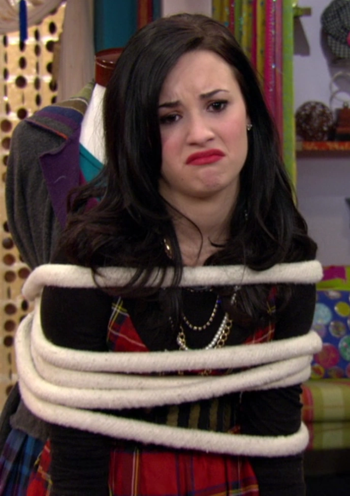 Sonny Munroe | TedUp Wiki | Fandom