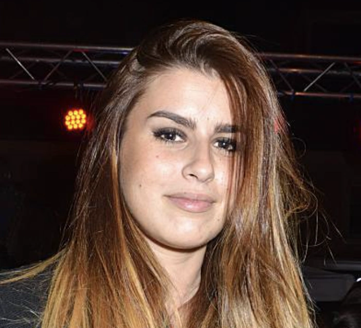 Élodie Benzerti-Robin | Wiki Télé Réalité | Fandom