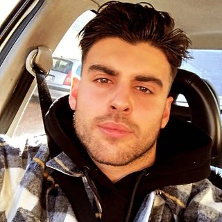 Connor O'Neill | Wiki Télé Réalité | Fandom