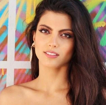 Maria Elena Davila