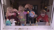 Making Flowers | Teletubbies Wiki | Fandom