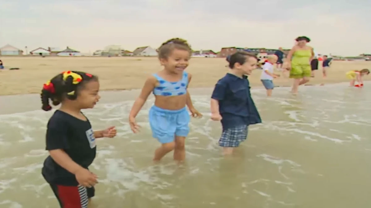 Paddling by the Sea | Teletubbies Wiki | Fandom