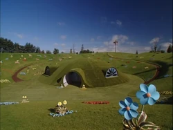 Teletubbies Teletubbyland House