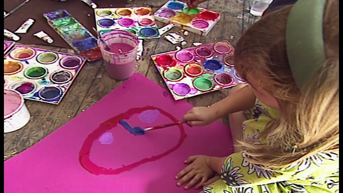 Painting Swings | Teletubbies Wiki | Fandom