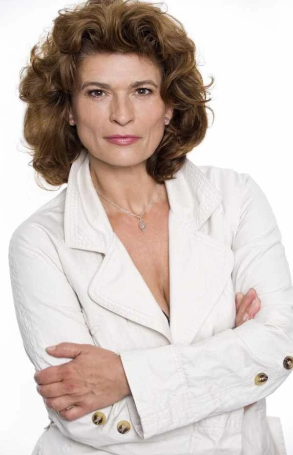 Cosima Saalfeld | Tempesta d'Amore Wiki | Fandom