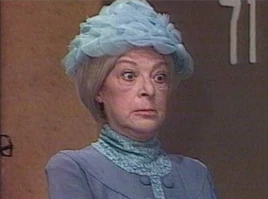 Doña Clotilde | El Chavo Wiki | Fandom