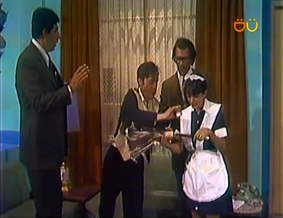 El mozo revoltoso | El Chavo Wiki | Fandom