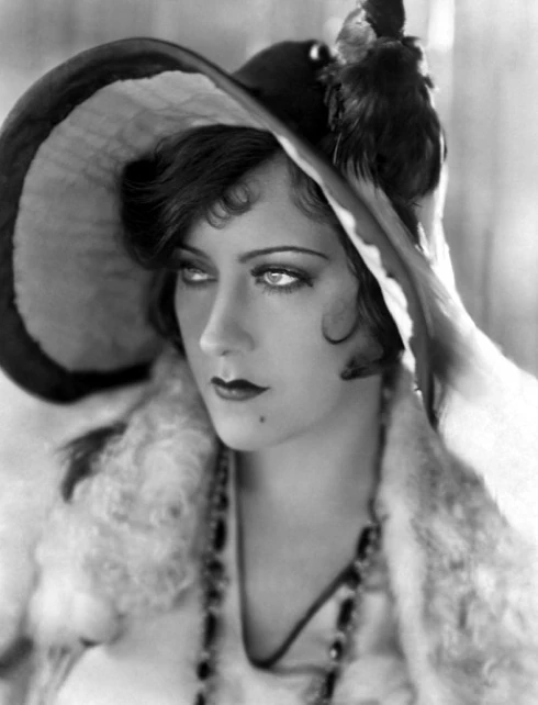 Alice Warfield | Terran World Wiki | Fandom