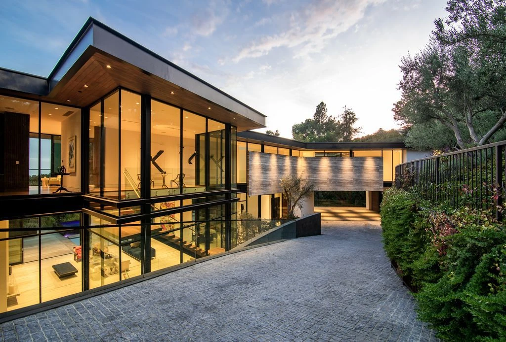 Stark-Wayne Family | Selene Borealis' the black & gold 'verse Wiki | Fandom