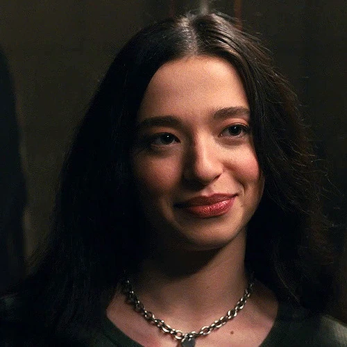 Amber Freeman | Thatsacharacterofmyuniverseb16 Wiki | Fandom