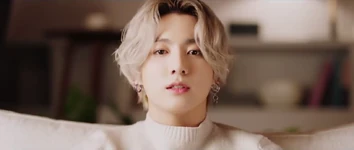 Film out/Gallery | BTS Wiki | Fandom