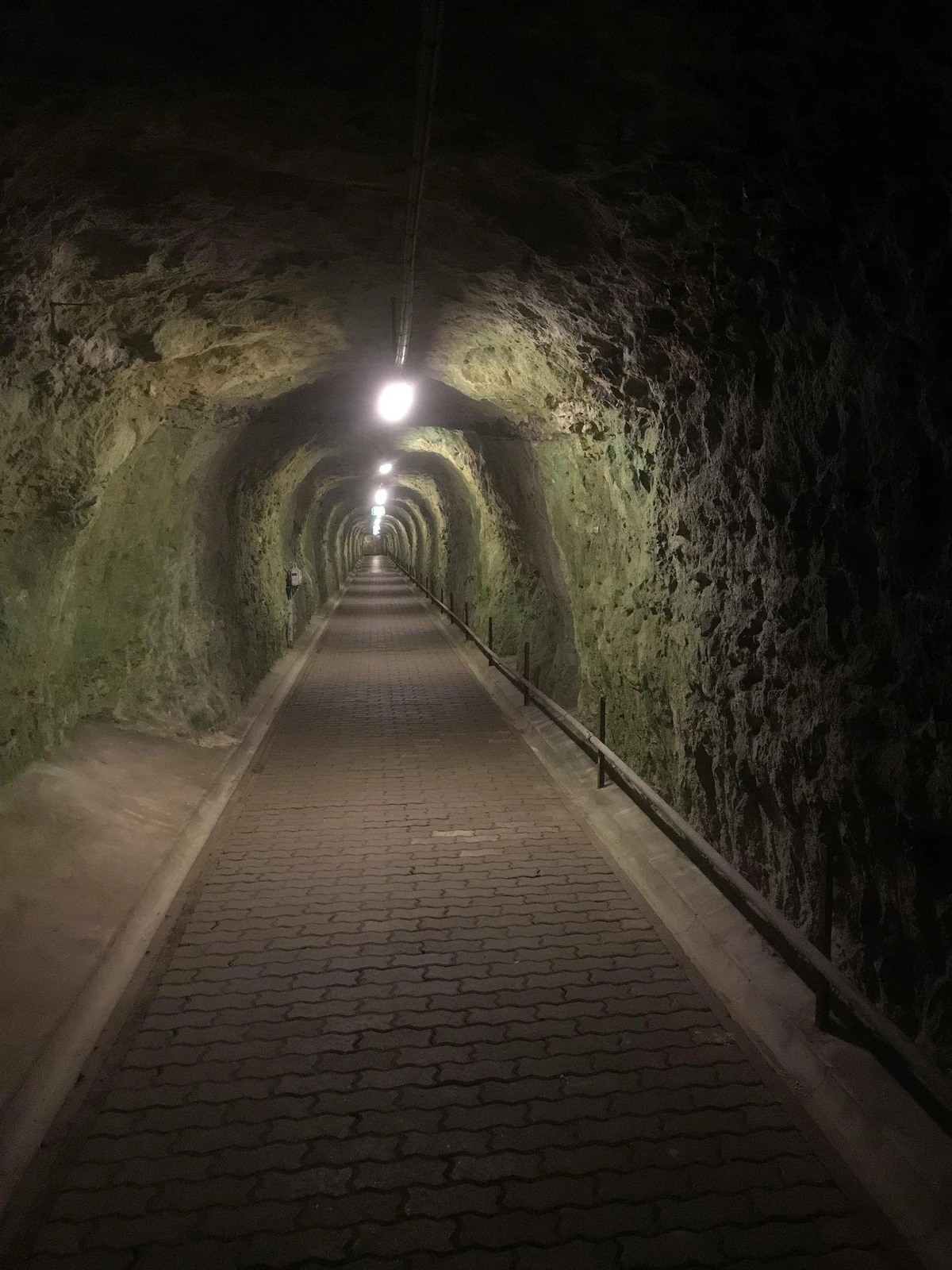 Level 1912 "Old Tunnel" | The Barren Rooms Wiki | Fandom