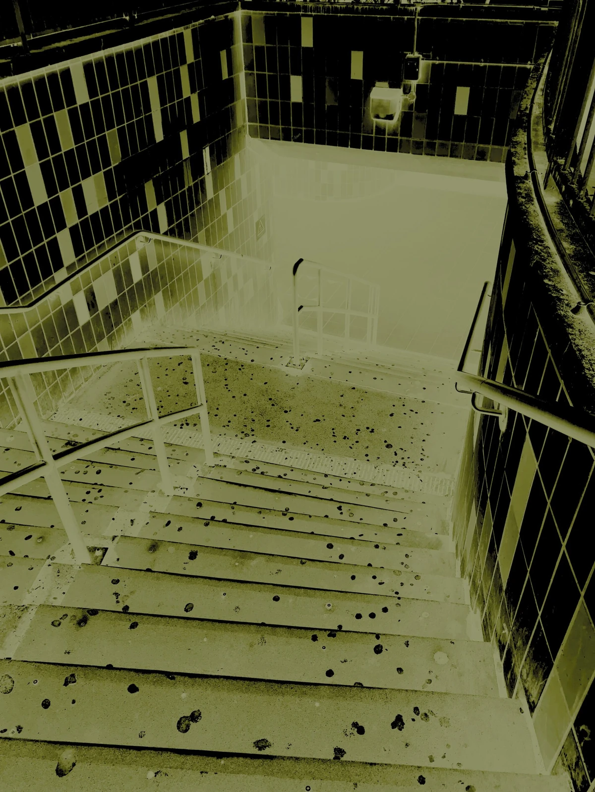 Level -0 "Inverted Stairway" | The Barren Rooms Wiki | Fandom