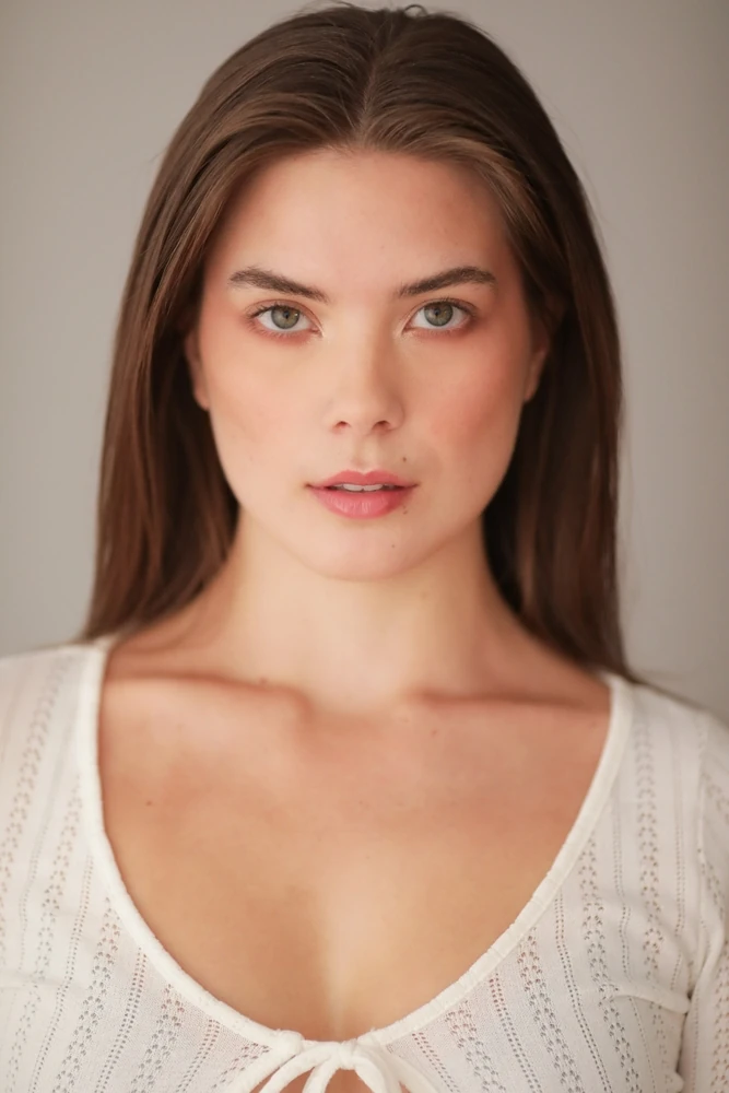 Lauren Marie | The Batman Universe Wiki | Fandom