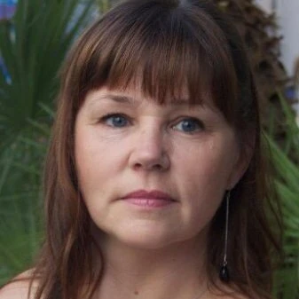 Jane Batey | The Batman Universe Wiki | Fandom