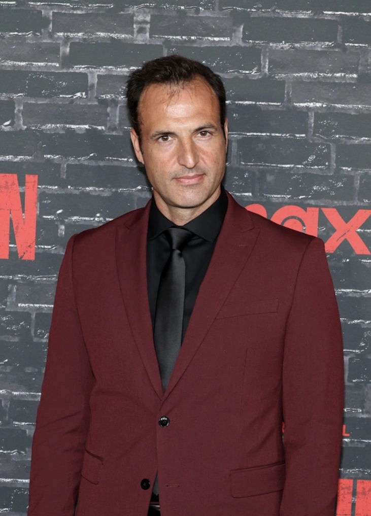 Kresh Novakovic | The Batman Universe Wiki | Fandom