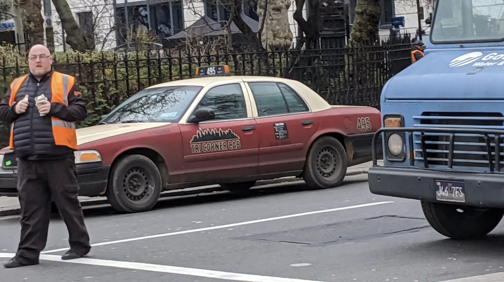 Tri Corner Cab | The Batman Universe Wiki | Fandom