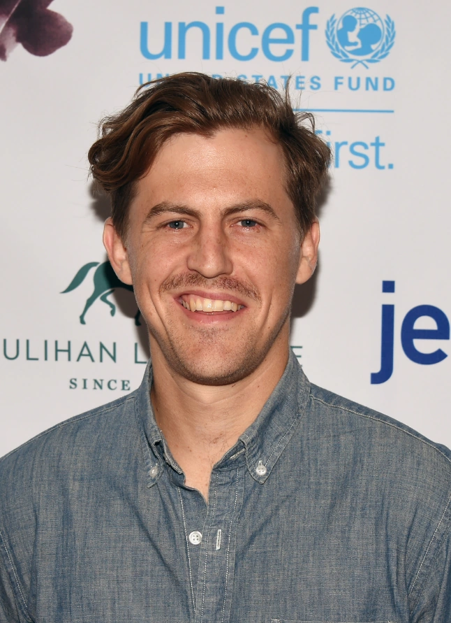 Alex Moffat | The Bear Wiki | Fandom