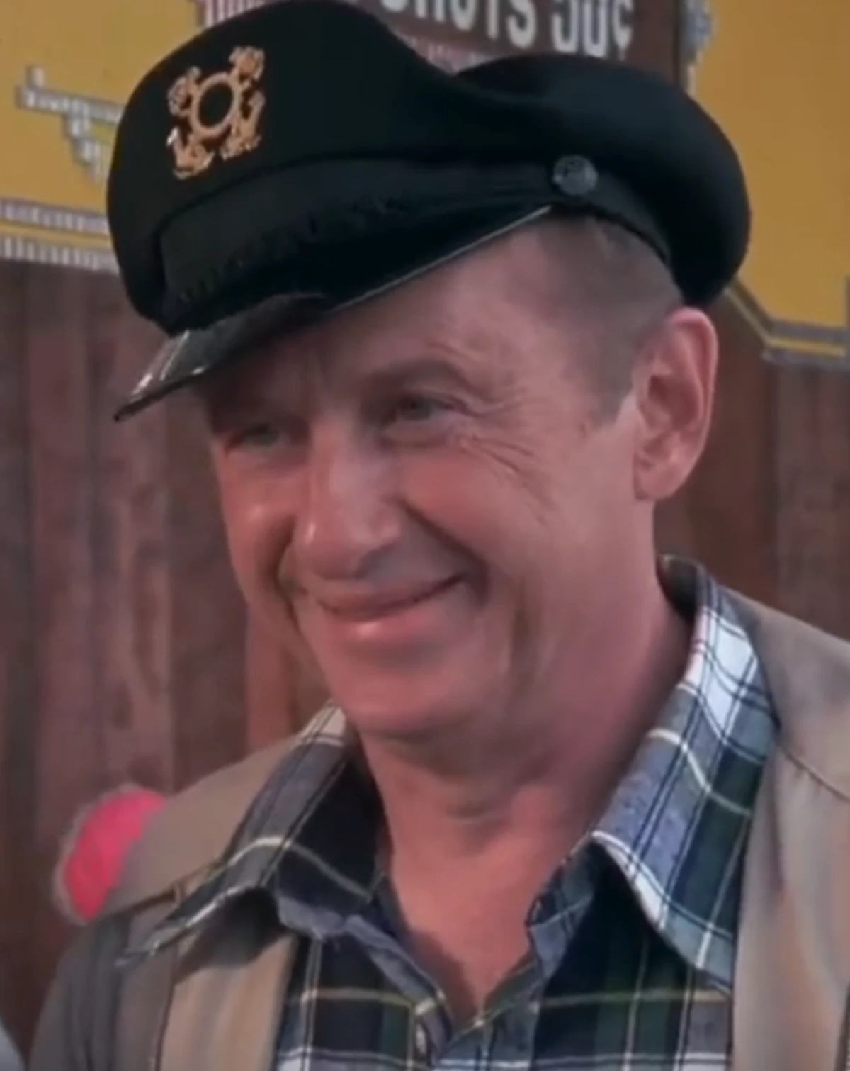 Captain Louie (DCU:UC) | The Brain Strummers Wiki | Fandom
