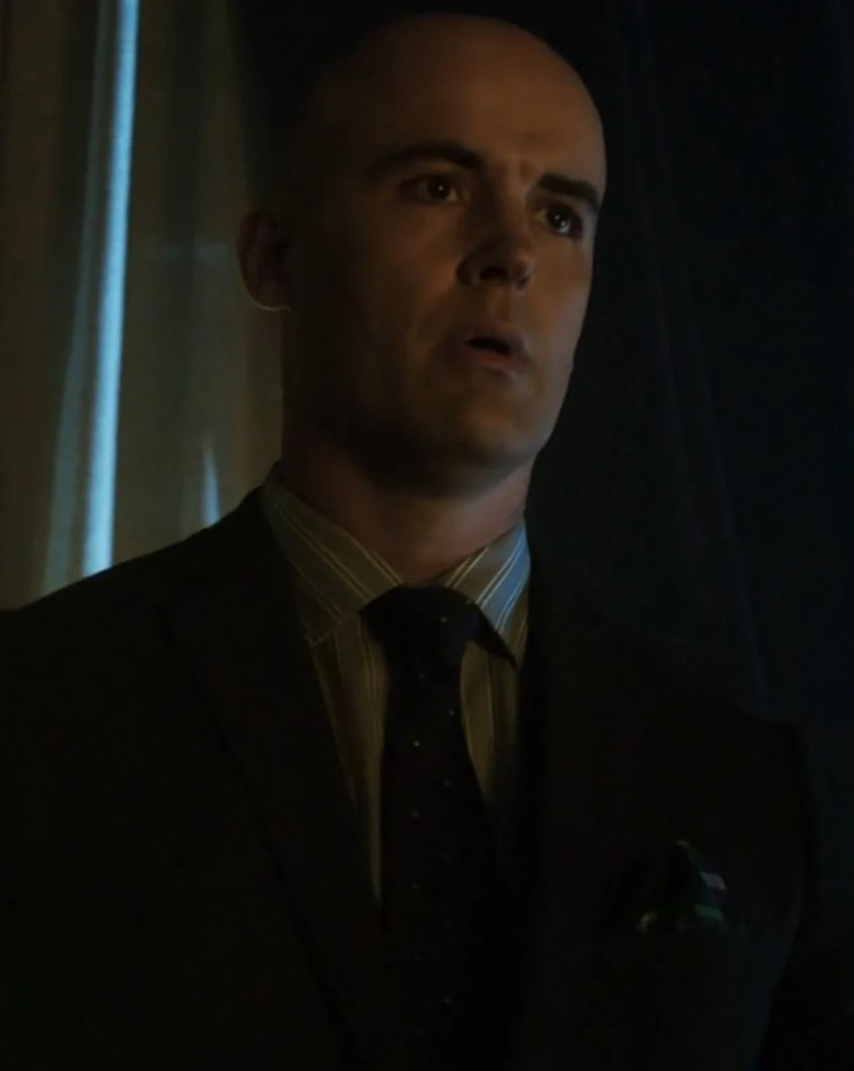 Stretch (Penguin Henchman) (DCU:UC) | The Brain Strummers Wiki | Fandom