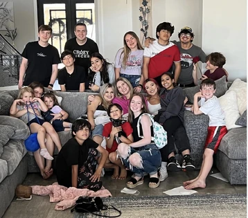 Crazy Pieces | The Crazy Middles Wiki | Fandom