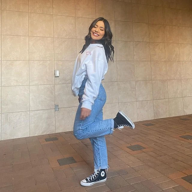 Hannah Pettit | The Crazy Middles Wiki | Fandom