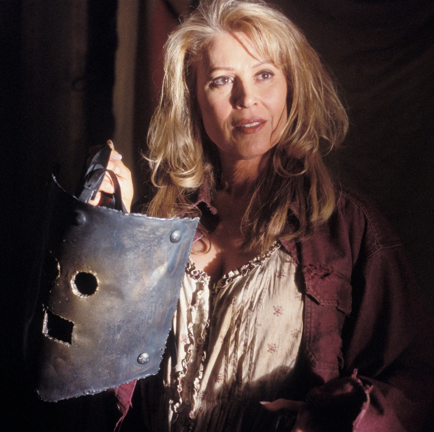 Leslie Easterbrook 2022