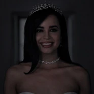Luna Lockwood | The Escape Series Wiki | Fandom
