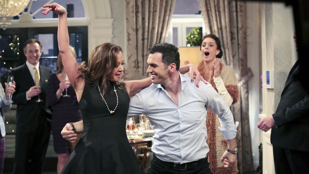 The Exes Cast