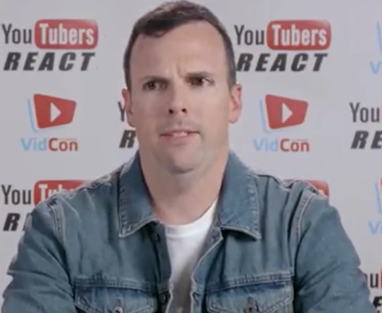 Papa Bee | The fine bros Wiki | Fandom