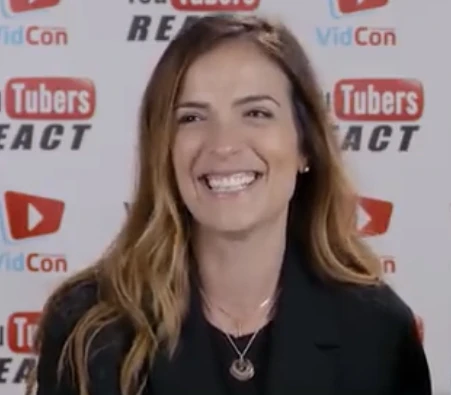 Mama Bee | The fine bros Wiki | Fandom