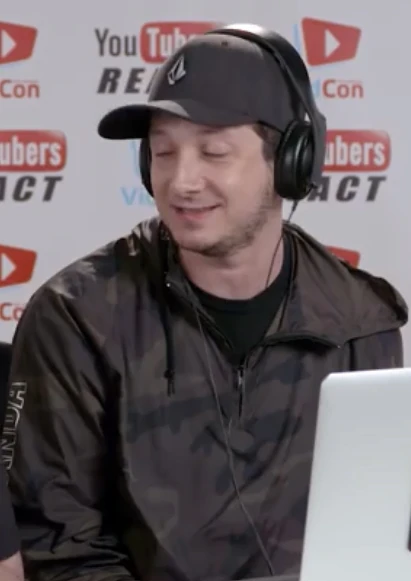 Rob Czar | The fine bros Wiki | Fandom