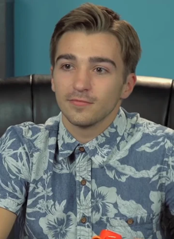 Charlieissocoollike Watermelon