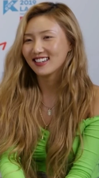 Hwasa | The fine bros Wiki | Fandom