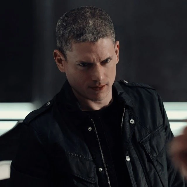 Leonard Snart (Earth-828) | The Flash Fan-Fiction Wiki | Fandom