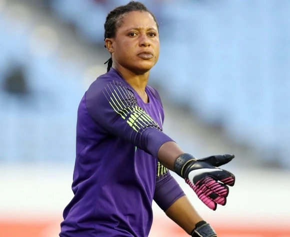 Tochukwu Oluehi/Image gallery | Football Wiki | Fandom