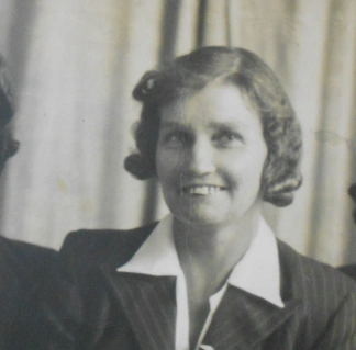 Violet May Clift (1899-1953) | The Genealogy Wiki | Fandom