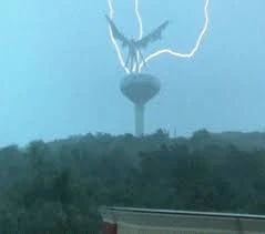 Storm warning entity | The giants Trevor Henderson creations Wiki | Fandom